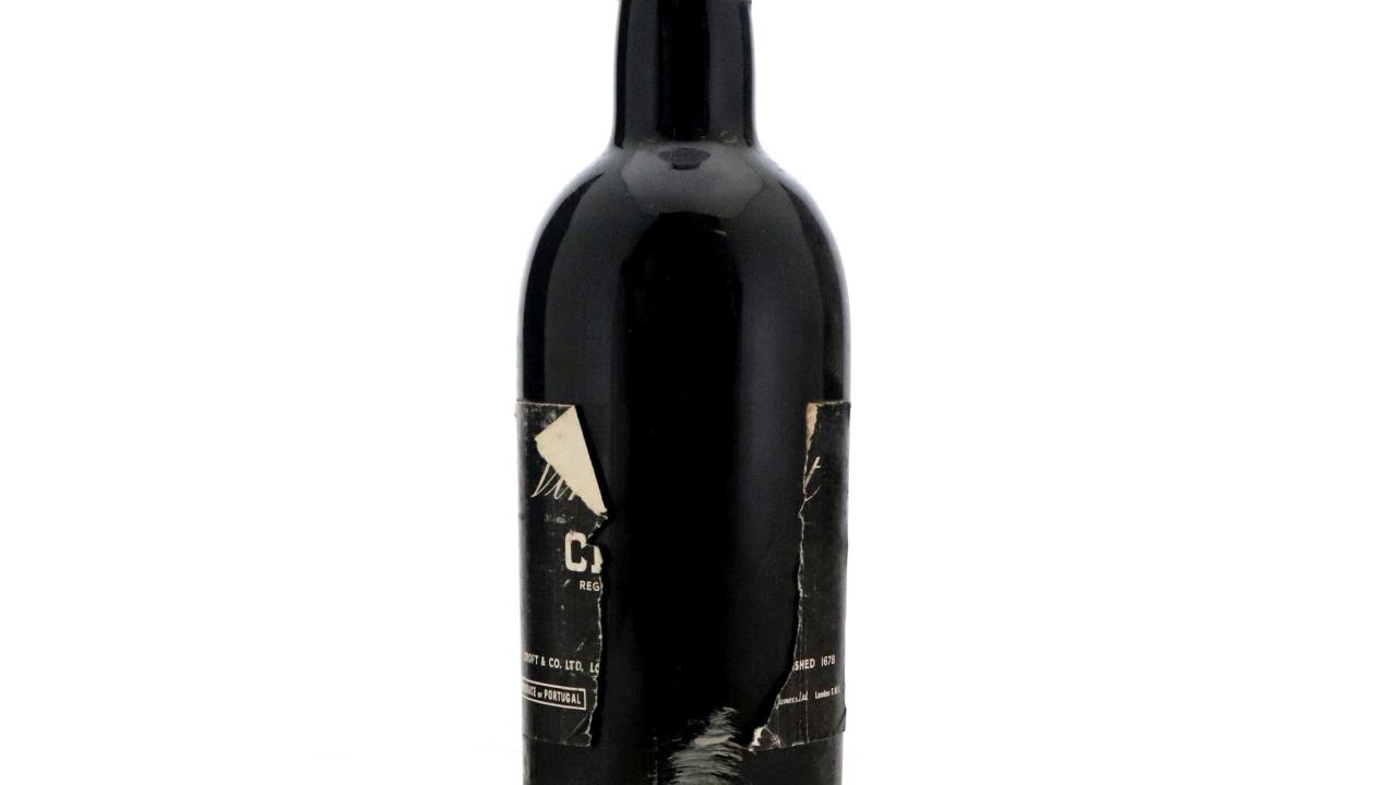 Croft's Vintage Port circa 1960s Wine | Wine Auctioneer