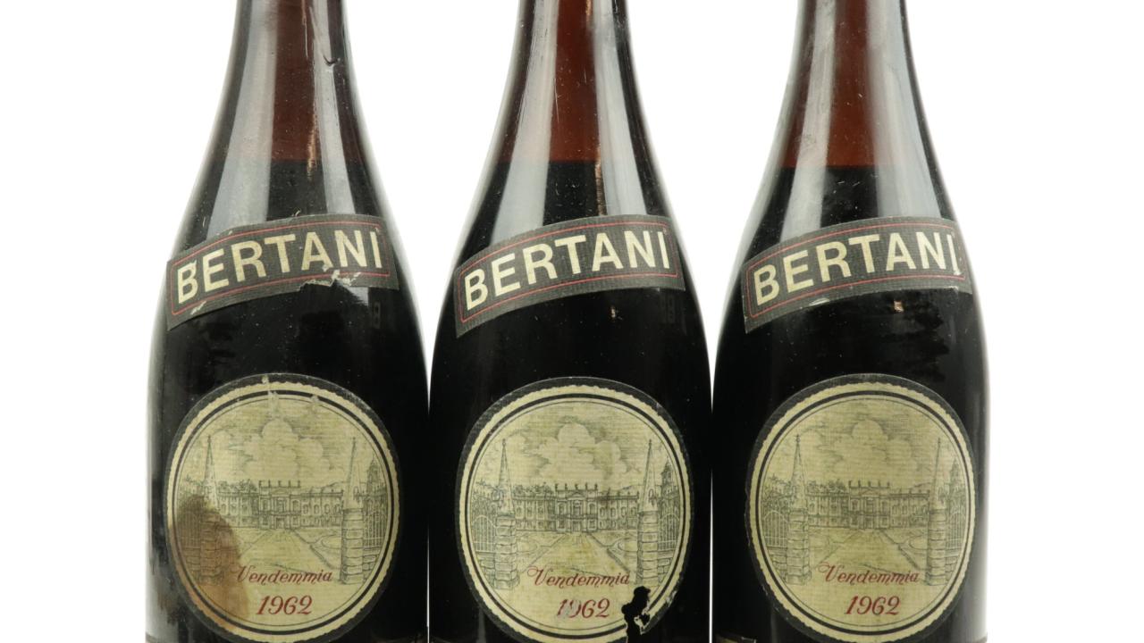 Bertani Recioto Della Valpolicella 1962 Verona Classico Superiore Wine ...