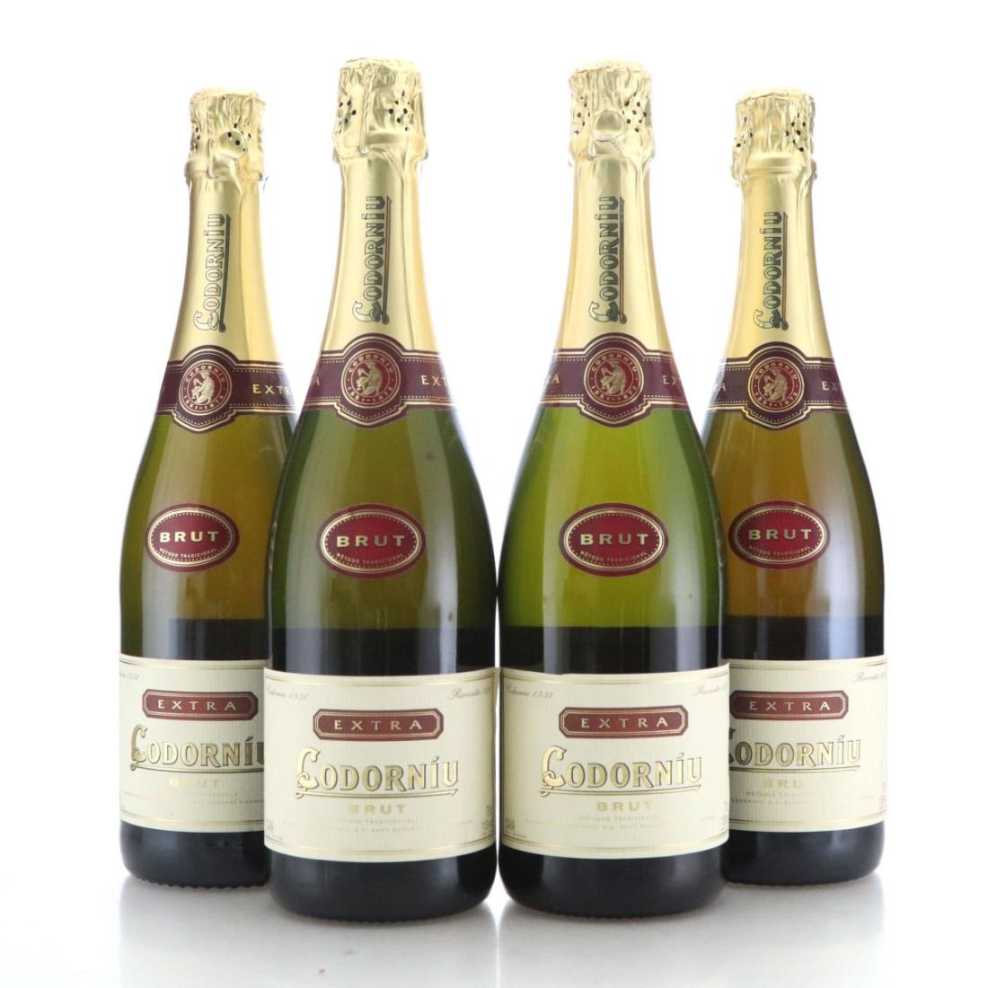 Codorniu Extra Brut Cava Wine | Wine Auctioneer